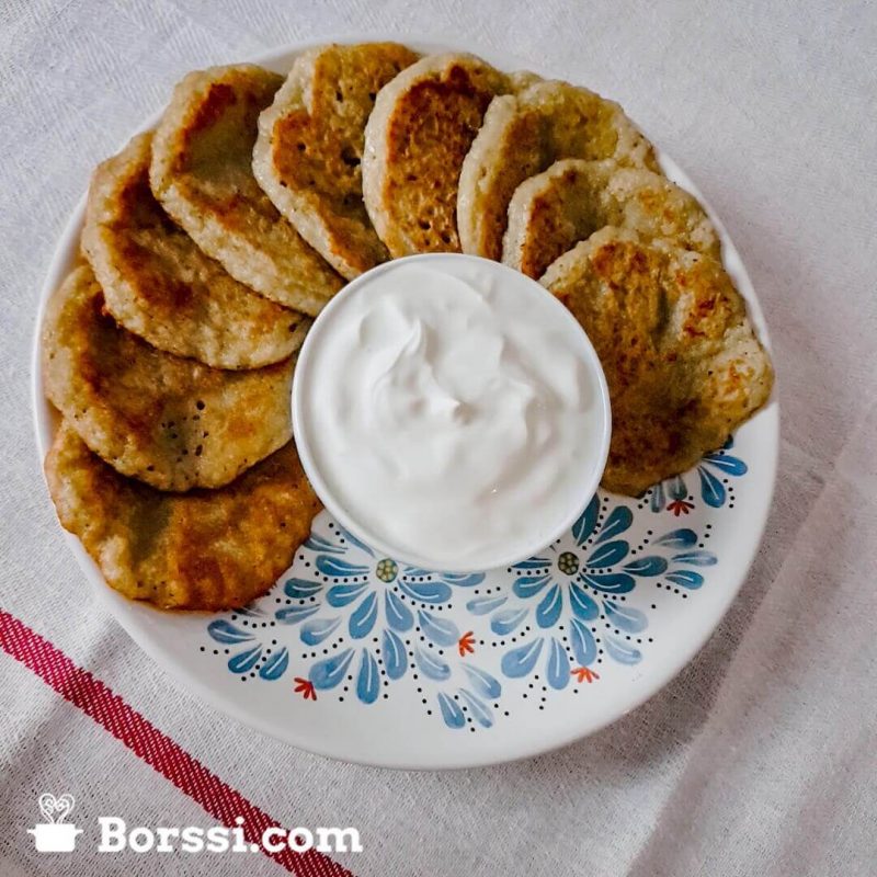 Deruny - Ukrainalainen suolainen perunapannukakku ohje